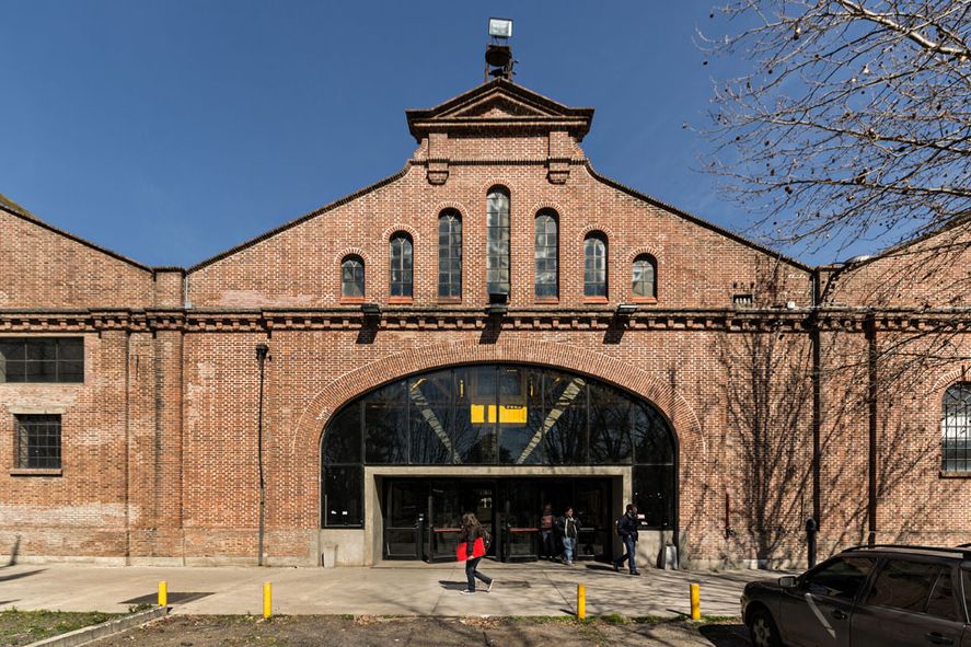 Conocé Universidad Nacional de Lanús: carreras, sedes, becas y más | Studia