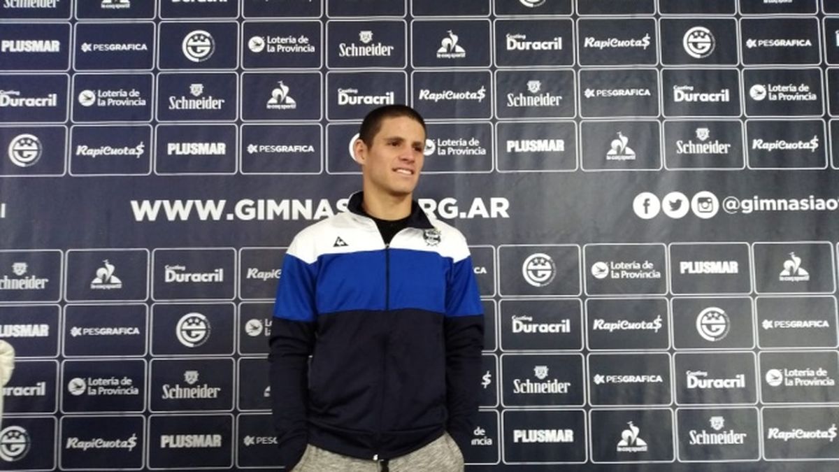 Calderón puso la firma y ya es Tripero | Infocielo