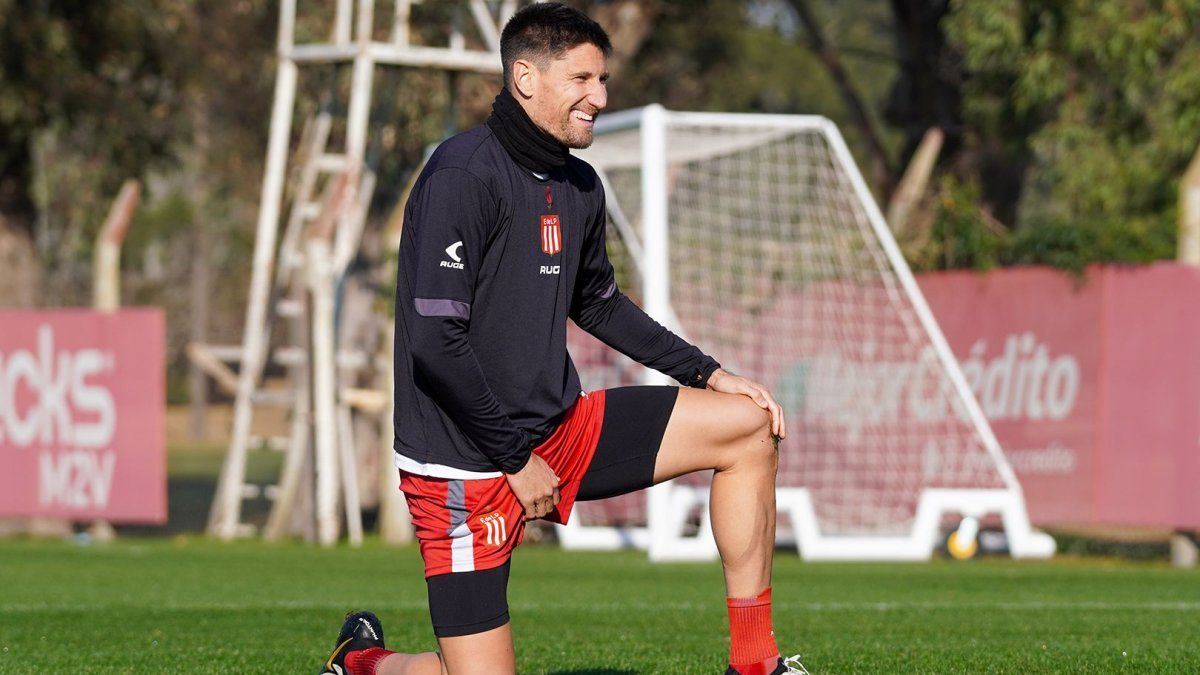 Estudiantes quiere apuntalar la defensa: ¿Cómo está Federico Fernández ...