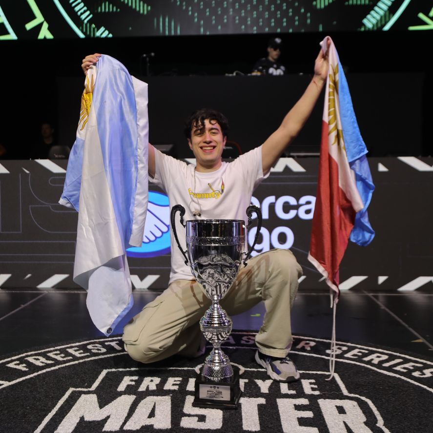 ¿Quién es Larrix? El argentino campeón internacional de Freestyle ...