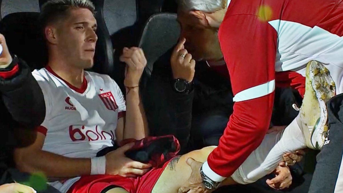 Estudiantes en alerta: ¿Por qué salió Benjamín Rollheiser? | Infocielo