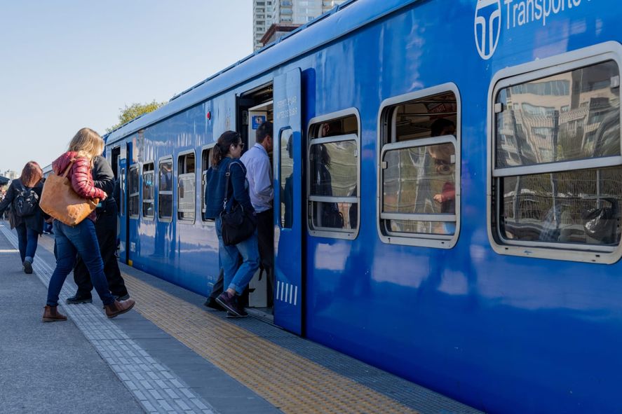 El Tren San Martín funcionará con un cronograma especial este feriado ...