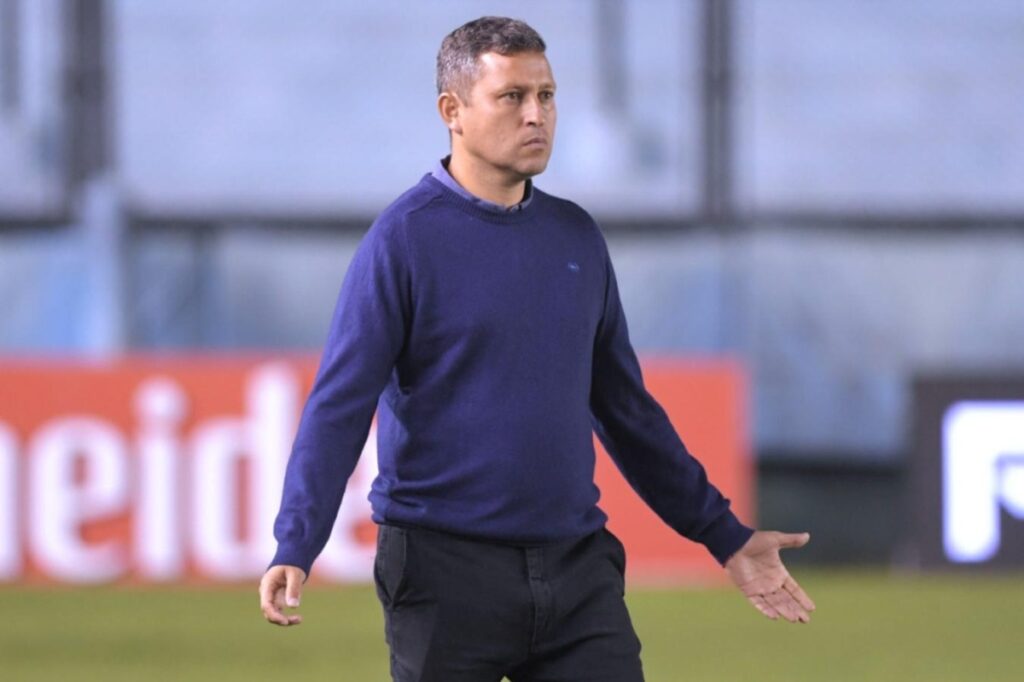 Cuándo iniciará el ciclo de Diego Flores en Gimnasia | Infocielo