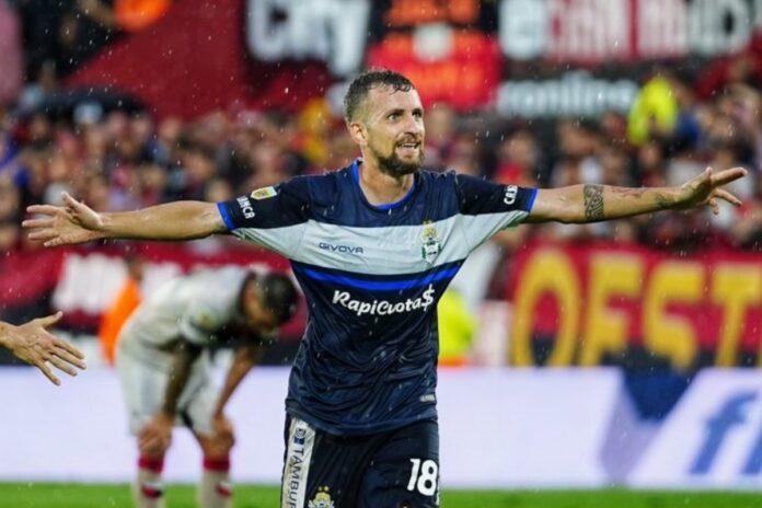 "Gracias Colazo", el mensaje viral de los hinchas de Gimnasia ante la ...